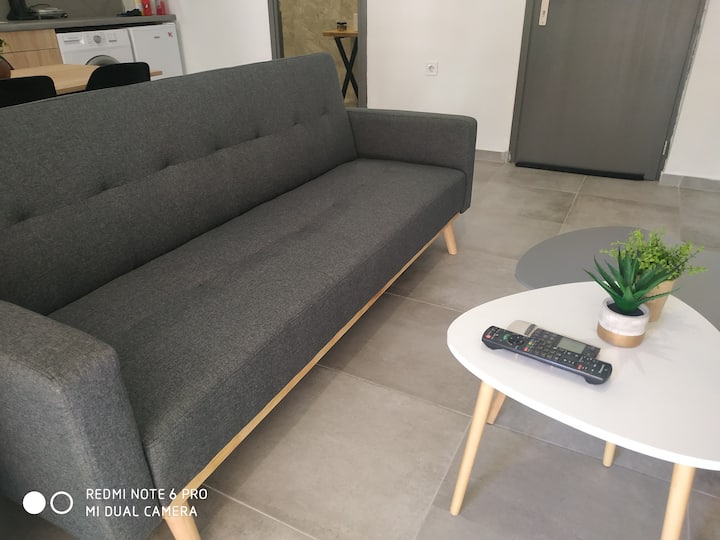 Minimal Tk Apartment - Kalamata