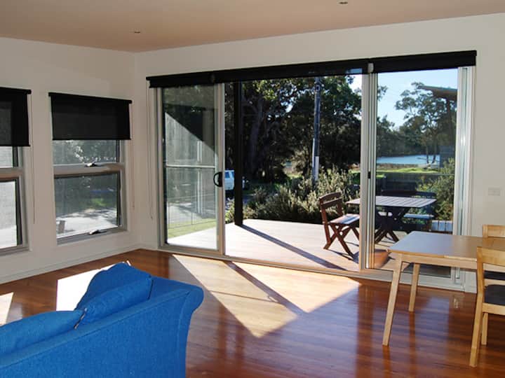 Congo Beach Holiday House - Moruya
