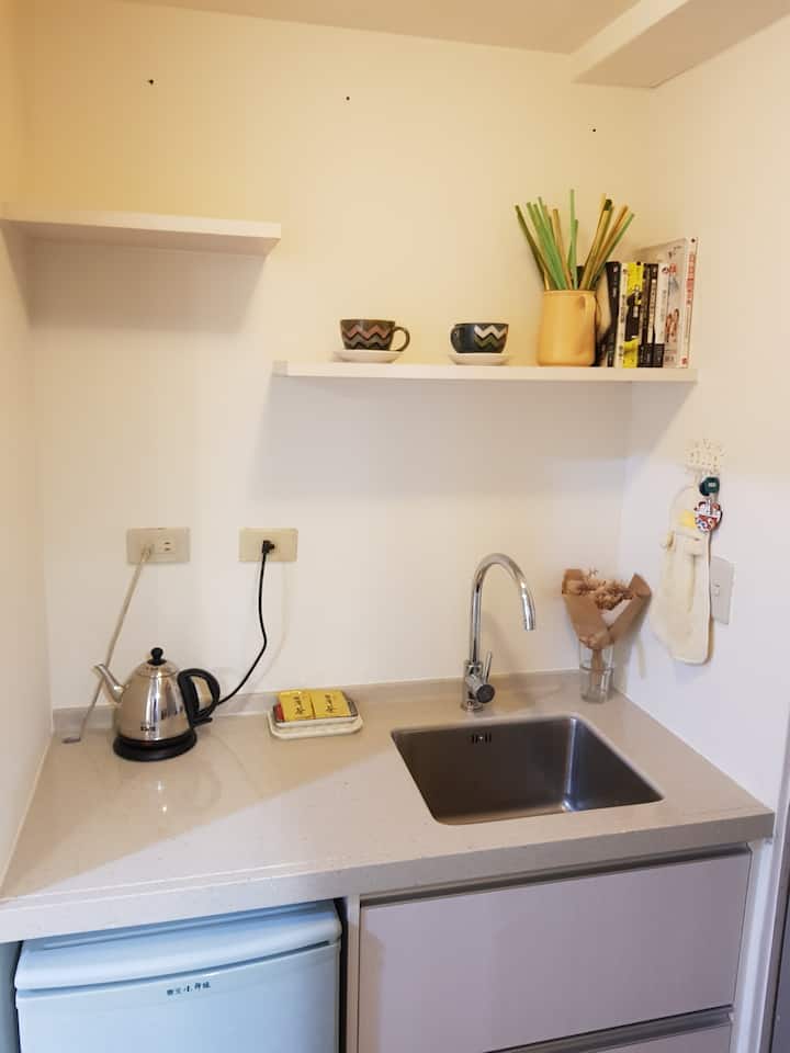 溫馨乾淨獨立套房｜1分鐘審計新村雙人套房 - Taichung City