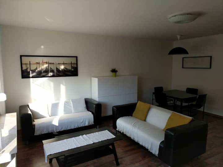 3-zimmer  Wohnung Mit Terrasse Und Parkplatz - Dortmund