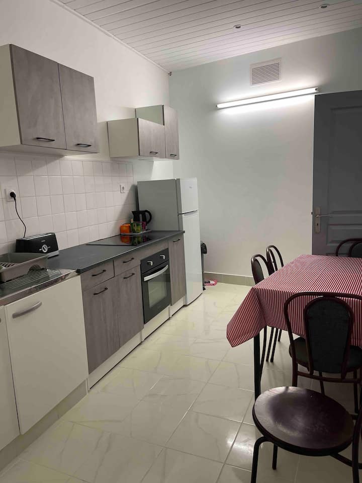 Appartement Au Centre De Bagnols - Bagnols-sur-Cèze