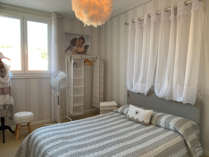 Chambre Proche De L'aéroport - Marignane