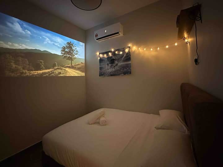 R6r3 1min Walk To Ksl | 2 Pax Room | Projector - 조호르바루