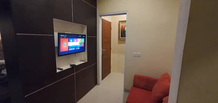 Apartemen Pribadi Tenang Dengan Pemandangan Sungai - Bali