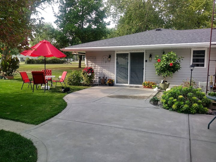 Private South Bend Guest Suite - South Bend, IN