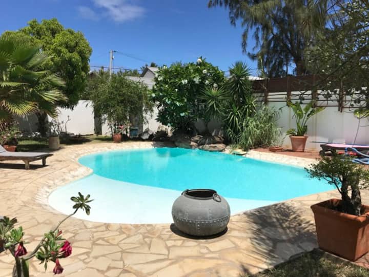 Villa Jasmin + Piscine Chauffée à 50m De La Plage - Saint-Gilles les Bains