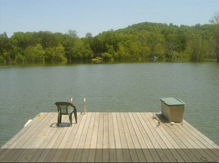 Majestic Lakefront Hideaway With Dock, Ramp & More - LaFollette, TN