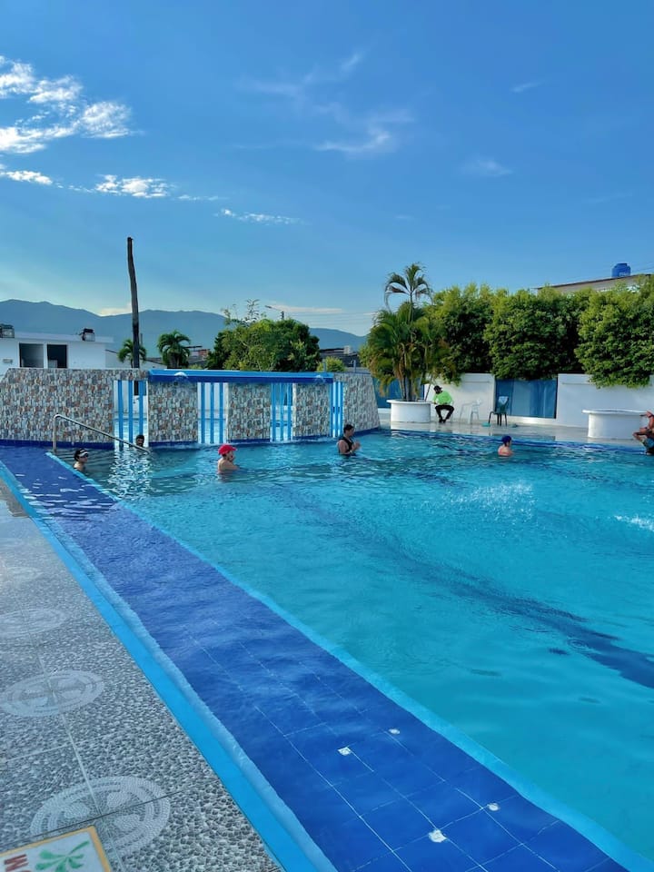 Casa Amoblada Y Menaje, Para Disfrutar Su Estadía. - Girardot