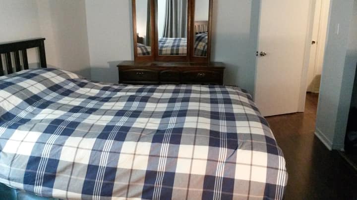 Friendly Home - Brampton