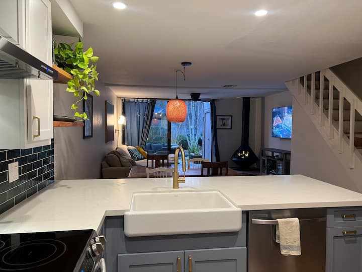 Oc Self Care Bungalow - Aliso Viejo, CA