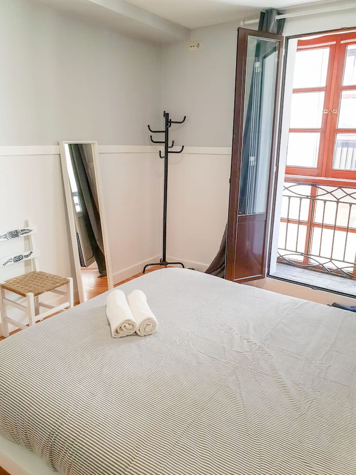 Double Room In The Old Town! Auto Check-in - San Sebastián