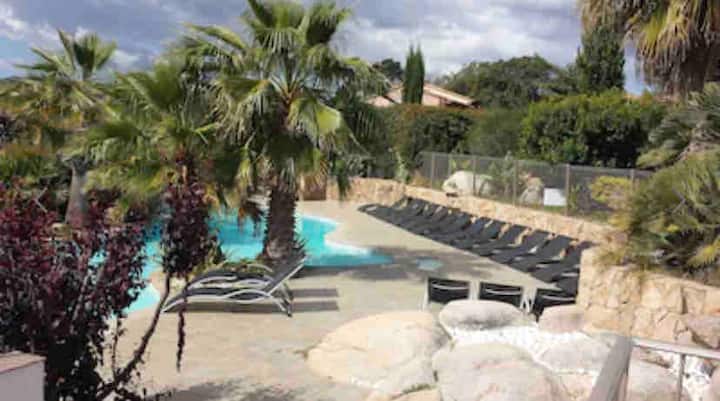 Villa Vardiola Front De Mer Avec Accès Piscine - Korzika