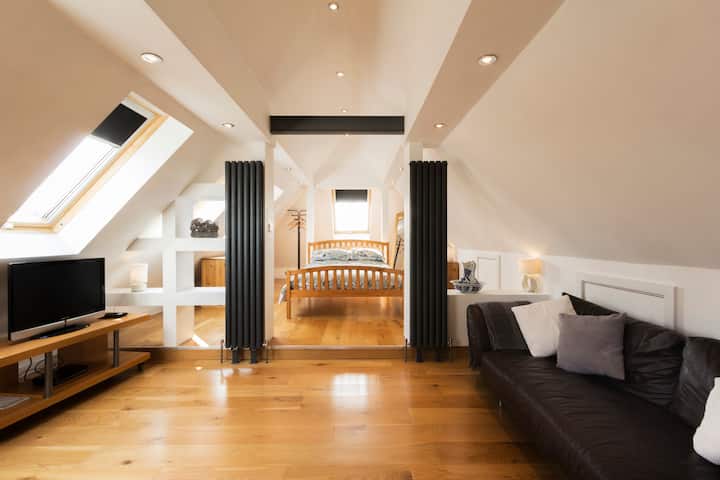 The Mews Loft Apartment @ No. 17 - Herne Bay