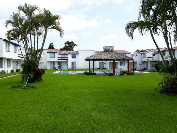 Bonita Casa En Joyas Diamante - Acapulco
