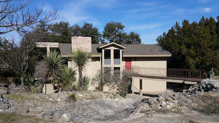 Treehouse For Year-round Getaway! - Lakeway, TX