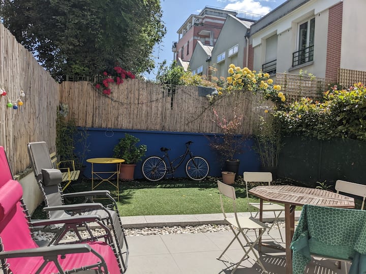 Nice House 3 Bed Rooms - Secured Parking - Saint-Denis, France