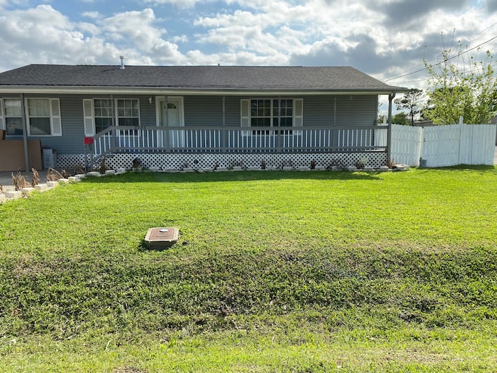 Private En Suite #2 In Heart Of Groves - Port Arthur, TX