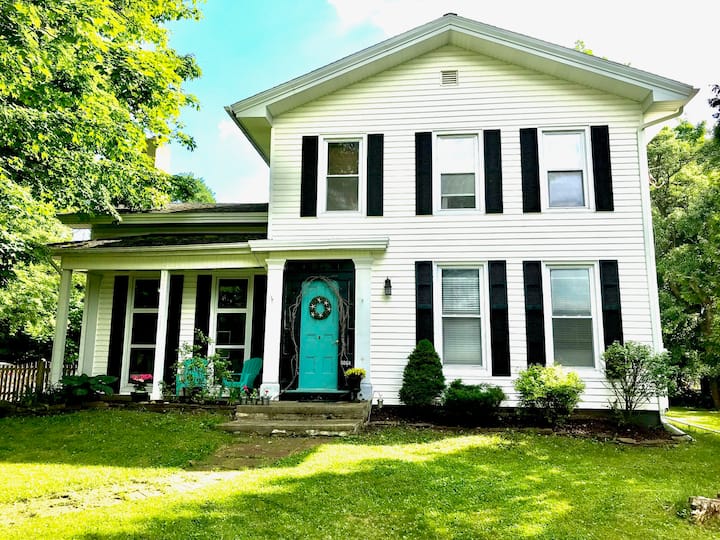 Updated Clinton Farmhouse, Charm And Character - Clinton, NY