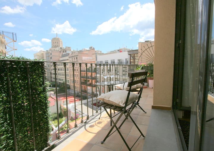 Amazing 2 Br Apartment Near Pl. Catalunya - Barcellona