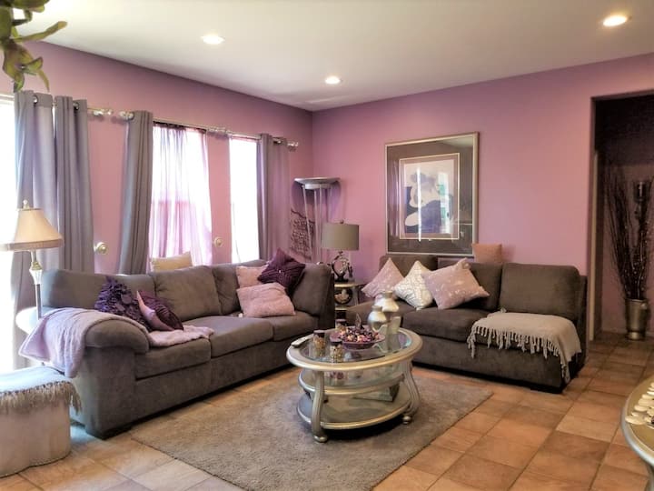 Private Room Near Uc Riverside (C) - Moreno Valley, CA