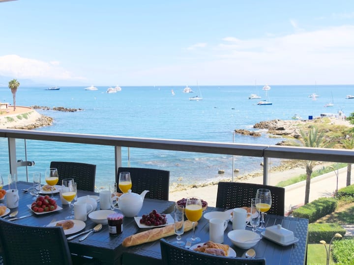 Nuovo Appartamento Con Viste Mozzafiato Sulla Baia Di Antibes - Antibes