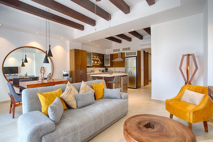 New Romantic Zone - 2 Bdrm Apartment  Rooftop Pool - Puerto Vallarta