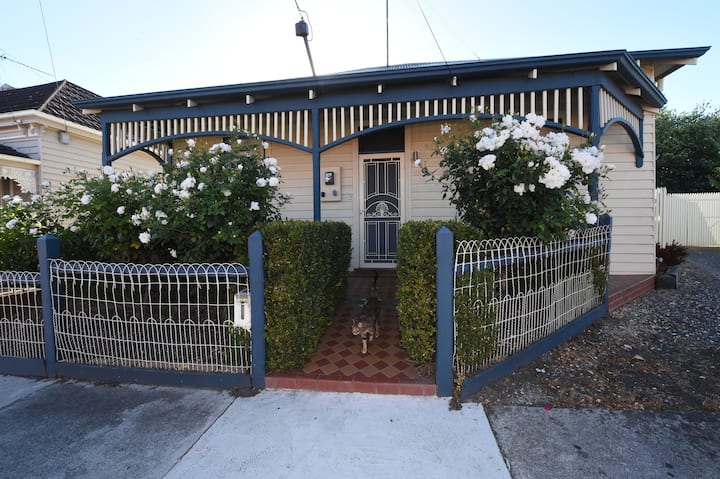 Heritage Appeal With Modern Conveniences - Ballarat