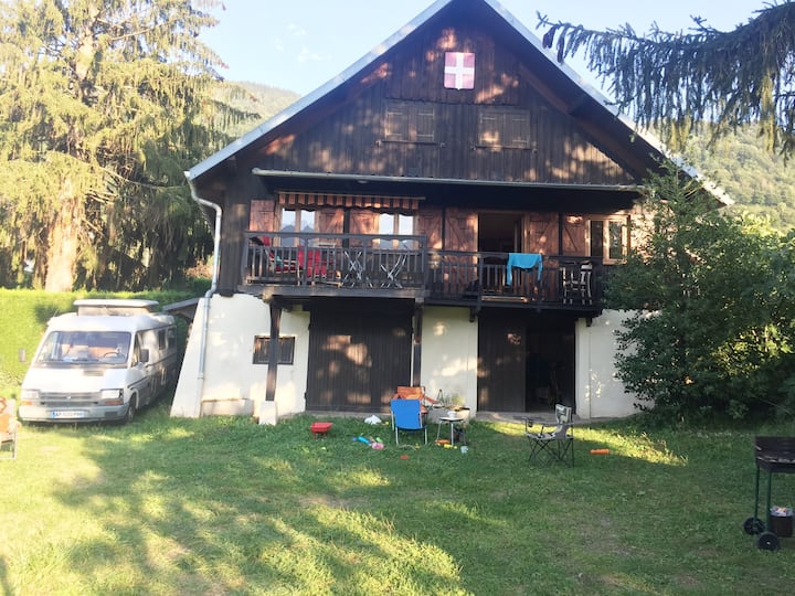 Venthon Chalet Familial, Convivial. Très Belle Vue - Albertville