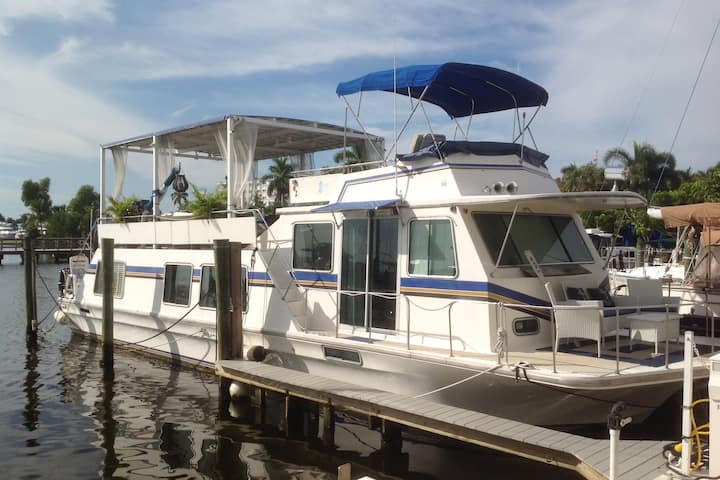 Unique Waterfront Naples Experience - Naples, FL