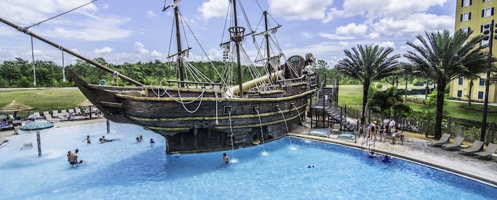 Disney Area-2 Br/2 Bath-condo-w/balcony-ev Charger - Orlando