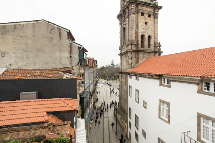 Vue Sur Porto Et Clérigos 3 Par Les Hôtes De La Ville De Porto
