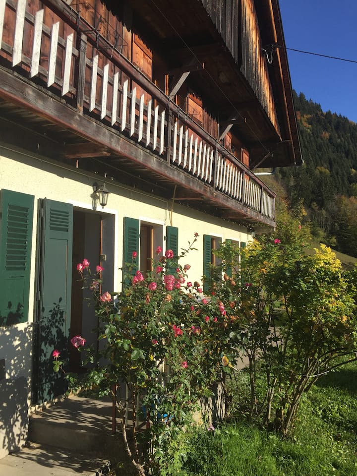 Chalet Ancien, 7 Couchages, 95m2 - Saint-Jean-d'Aulps
