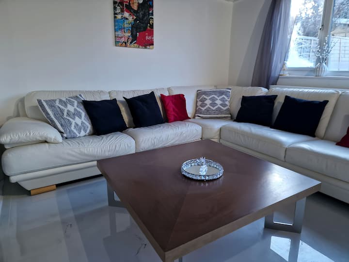 Perfect For Contractors/great Savings - Essex