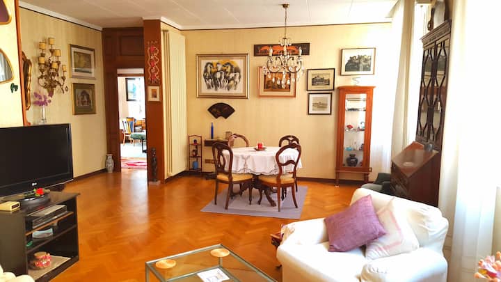 Elegant And Spacious Apartment In Ferrara - Ferrara