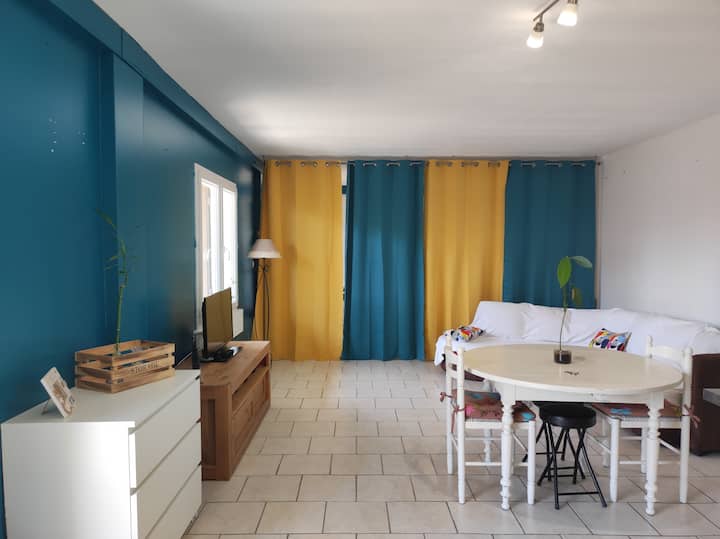 Grand Studio Et Son Extérieur Ombragé - Bagnols-sur-Cèze