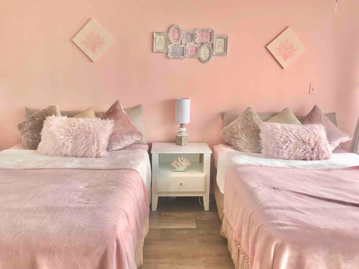 21階!ラナイから海が見えるオシャレで綺麗なお部屋。ワイキキの中心。駐車場、ウォッシュレットトイレ付 - Honolulu, HI