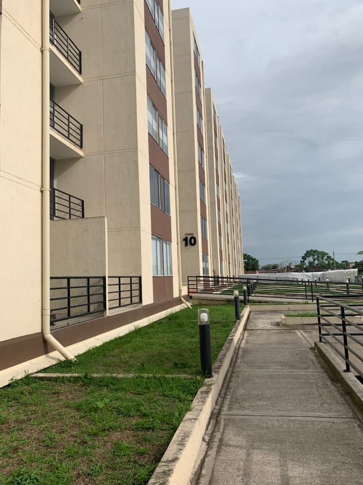 Condominio Urbano Pero Parece Campestre - Villavicencio