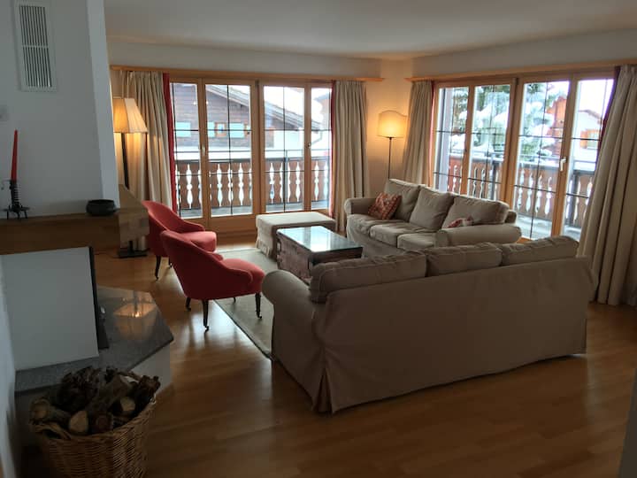 Spacious Apartment In The Middle Of Klosters - Klosters-Serneus