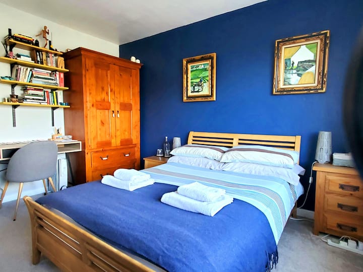 Relax In Your Home From Home. - Cork, Ireland