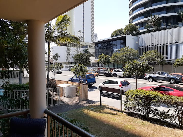 Broadbeach Central, Boutique Large 3 Bedroom Unit. - Gold Coast