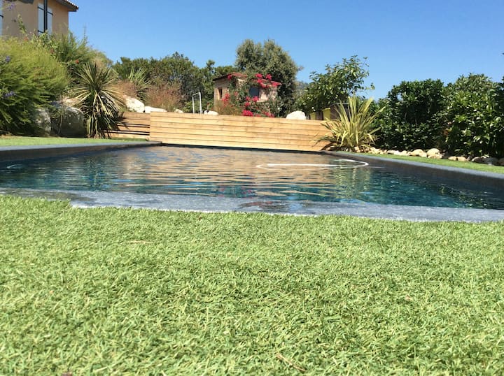 Agréable Studio Avec Accès Piscine - Korsika
