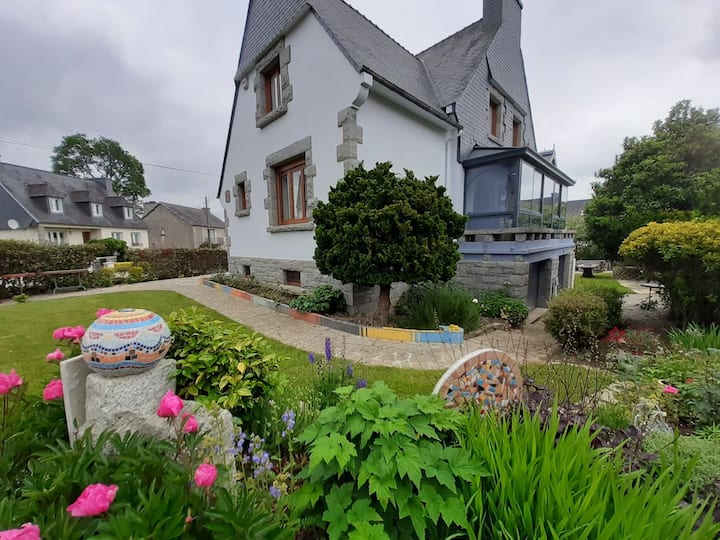 Maison De Ville, Spacieuse, Grand Jardin - Les Vieilles Charrues