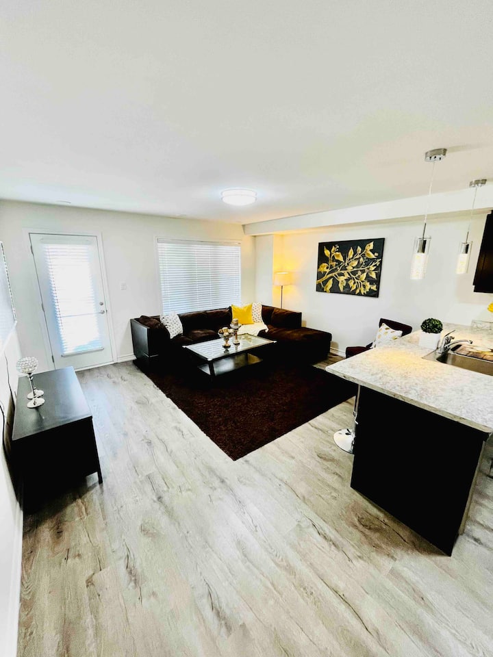 Entire House. Cozy 3 Bedrooms And 3 Bathrooms. - Milton