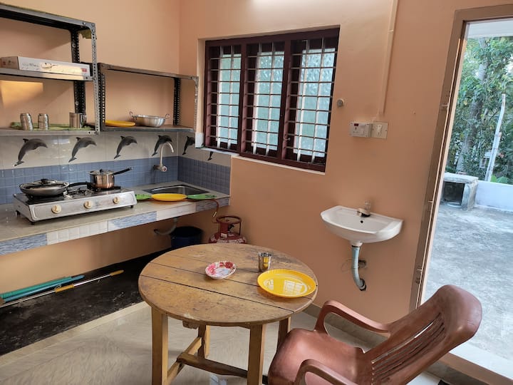 Varkala Entire Ac Home Kitchen - 바칼라
