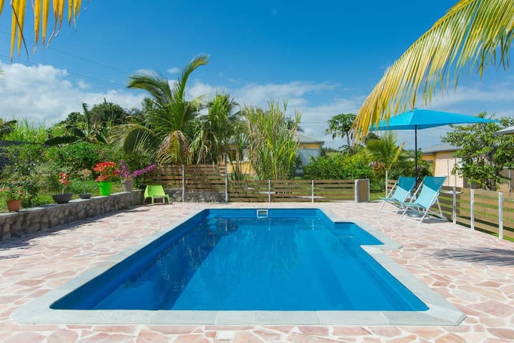 Villa Jasmin Avec Piscine - Saint-Pierre