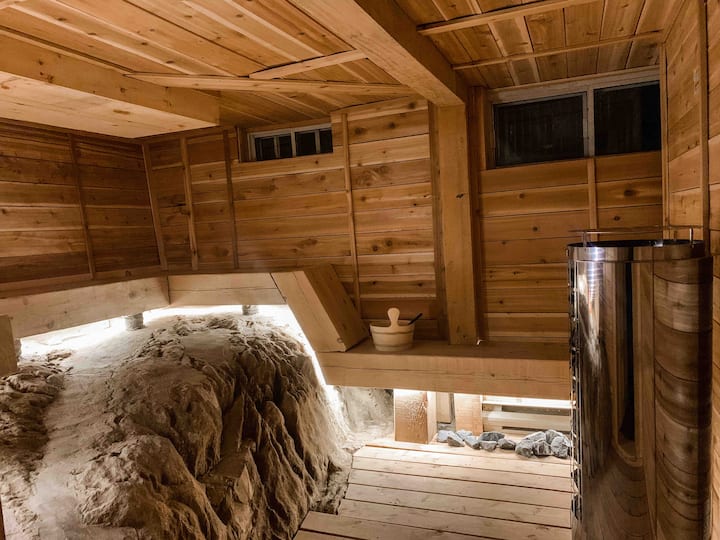 3 Bdrm Chalet, River, Sauna, Close To Ski Village - Mont-Tremblant