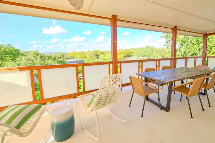 Bachelor(ette) Or Family Trips With Views - Austin, TX