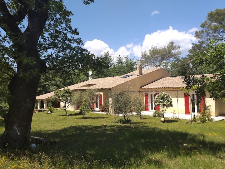 Charme,  Calme Et Nature à Fayence 160m² / 5000m² - Fayence