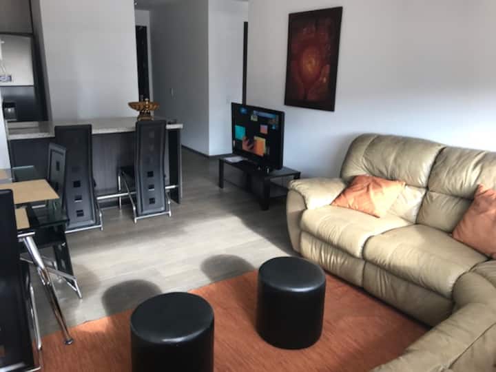 Beautiful Apartment. Financial And Commercial Area - Quito