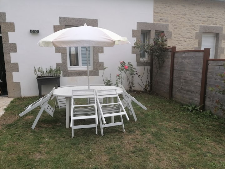 Maison Chaleureuse Près De La Mer Avec Jacuzzi. - Le Conquet
